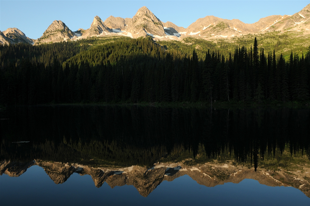 Iconic Photo Spots of Island Lake Lodge